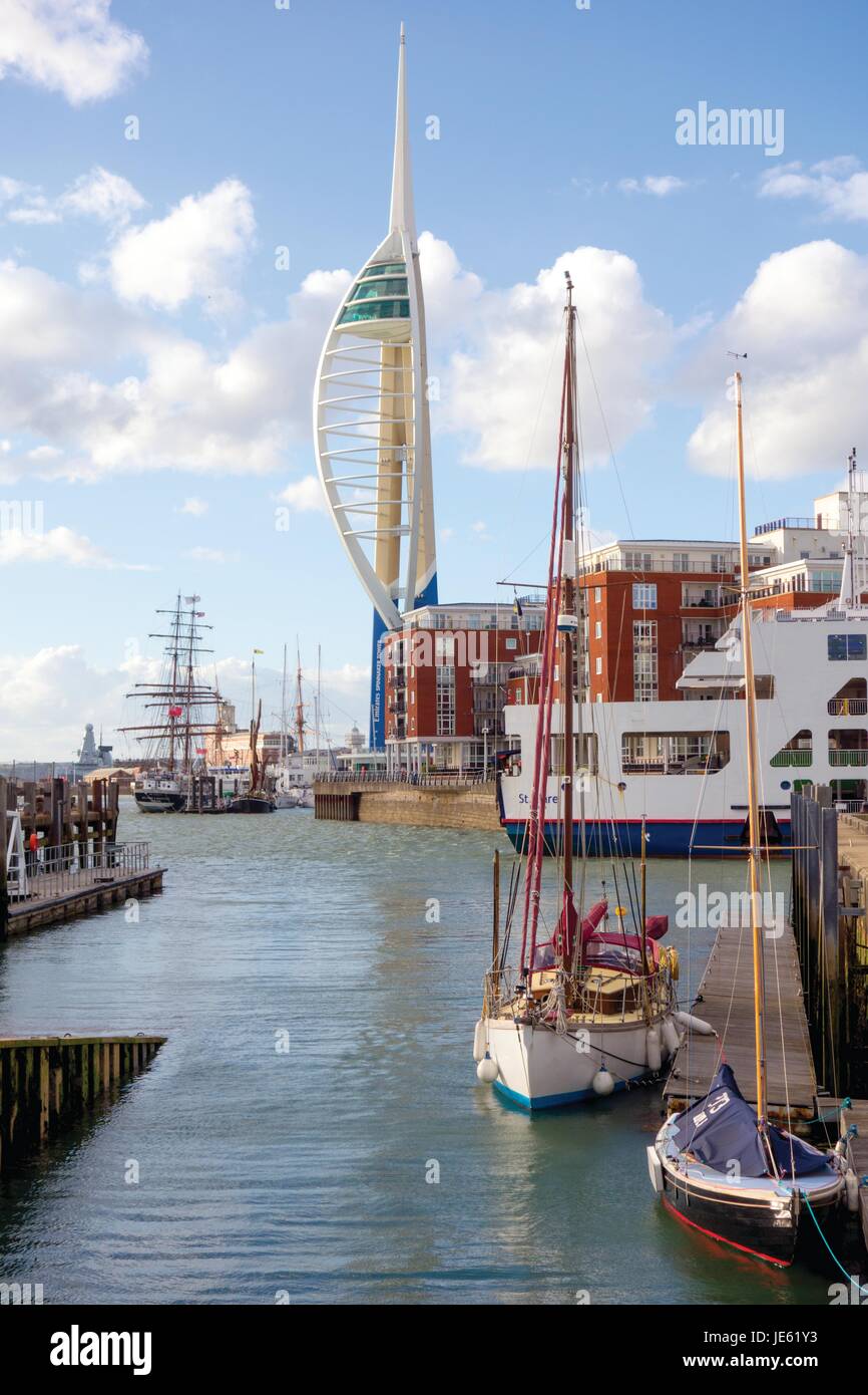 Emirates spinnaker tower hi-res stock photography and images - Alamy