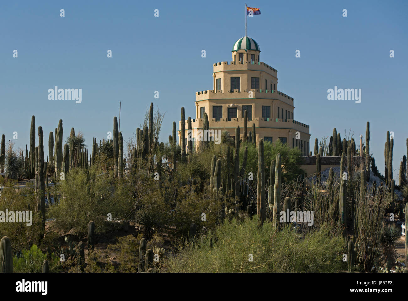 Arizona desert castle hi-res stock photography and images - Alamy