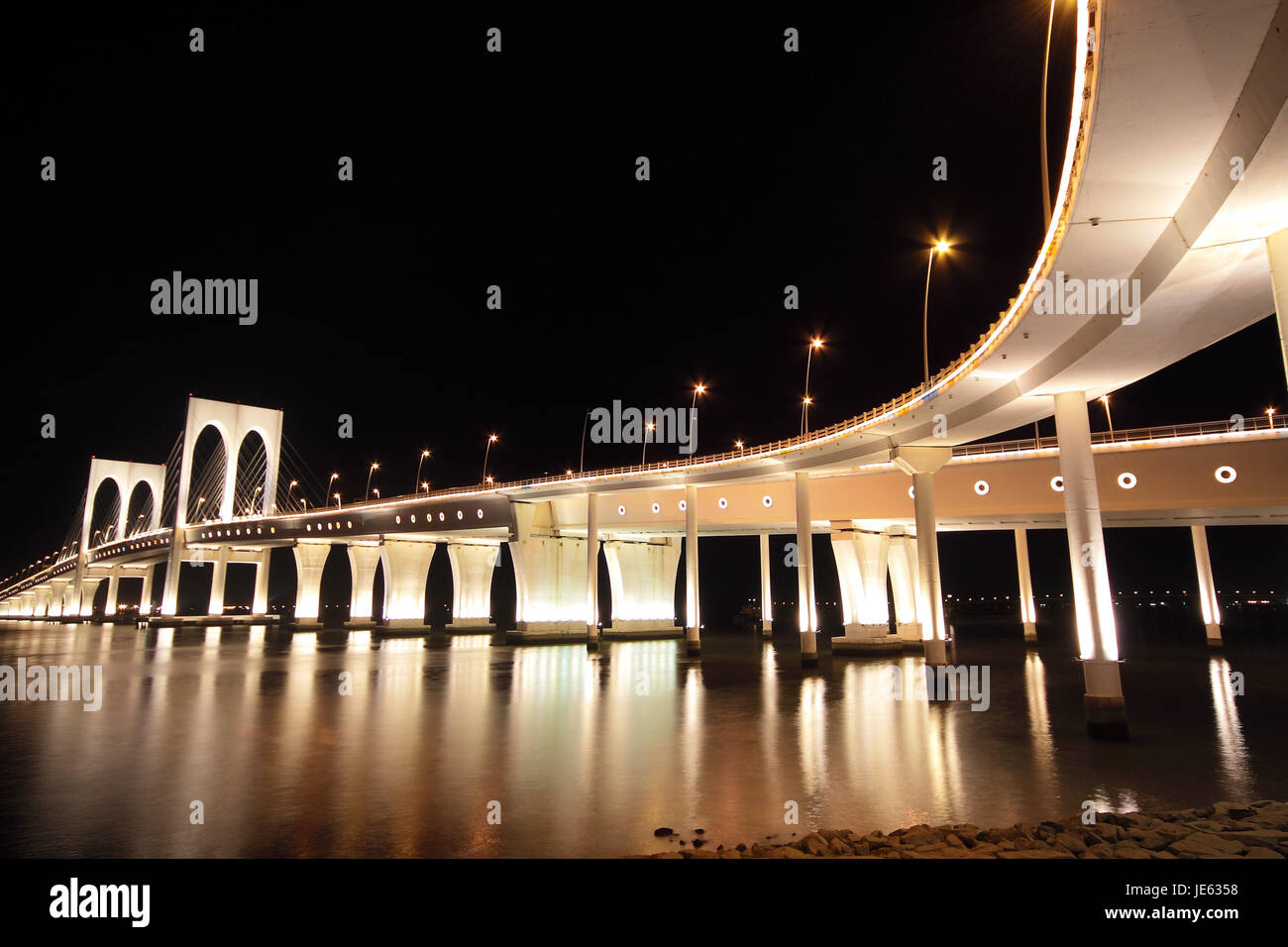 Sai Van bridge in Macau Stock Photo - Alamy