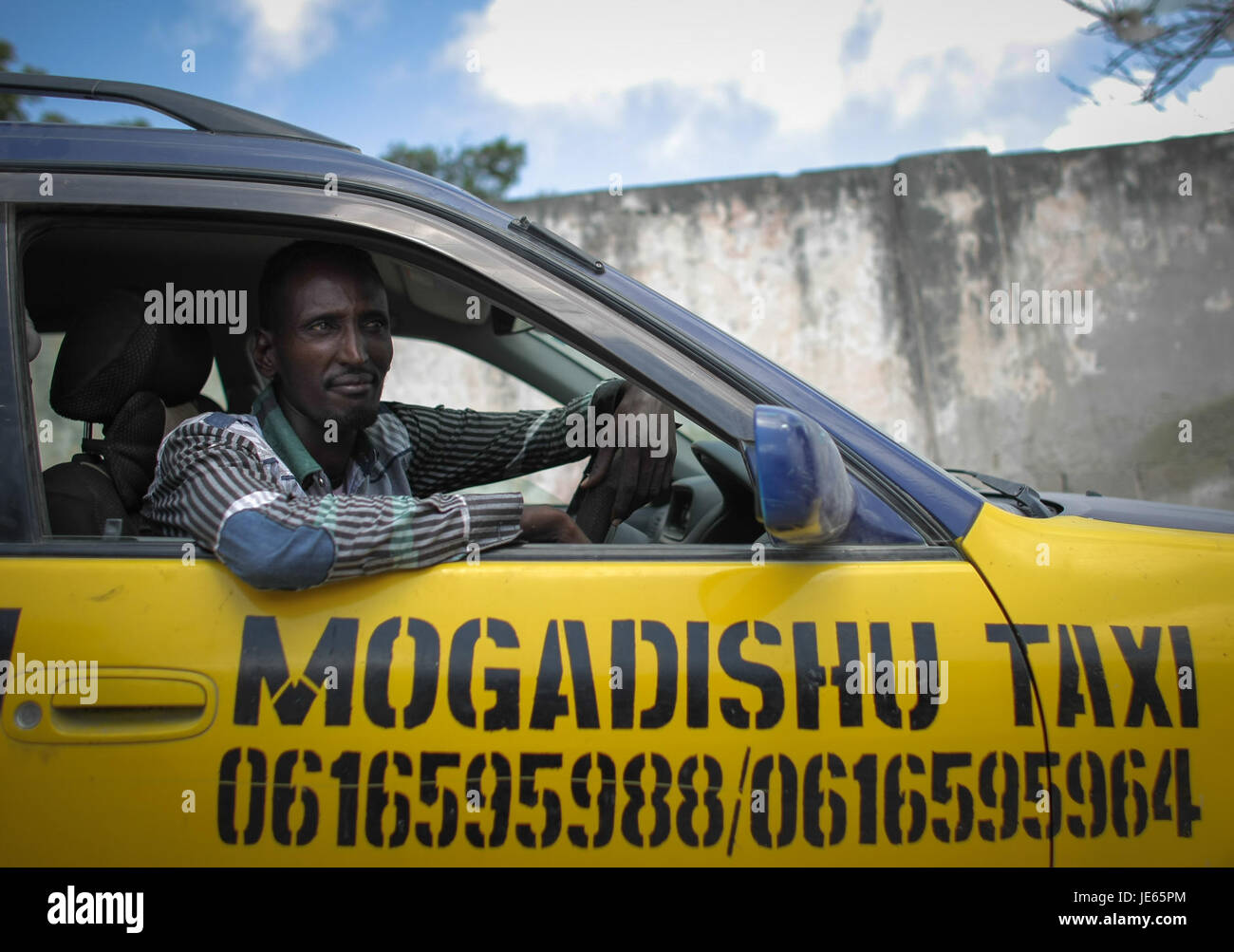 Somalia mogadishu car hi-res stock photography and images - Alamy