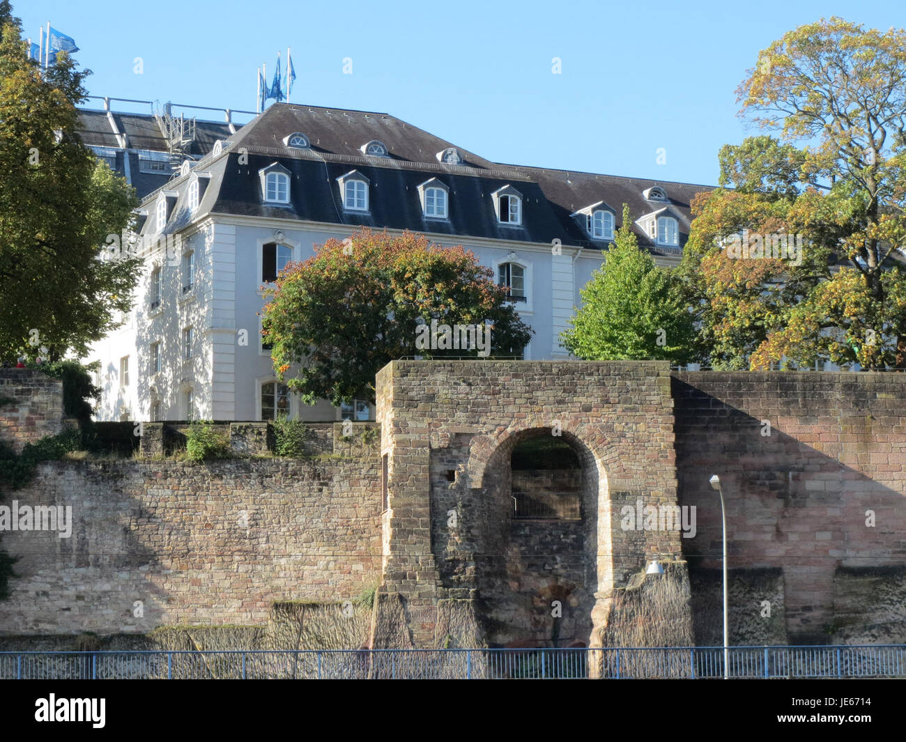 Schloss saarbrucken castle in saarland hi-res stock photography and ...