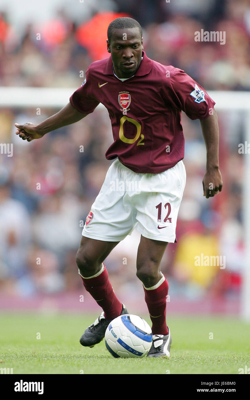 Arsenal v newcastle 2005 hi-res stock photography and images - Alamy