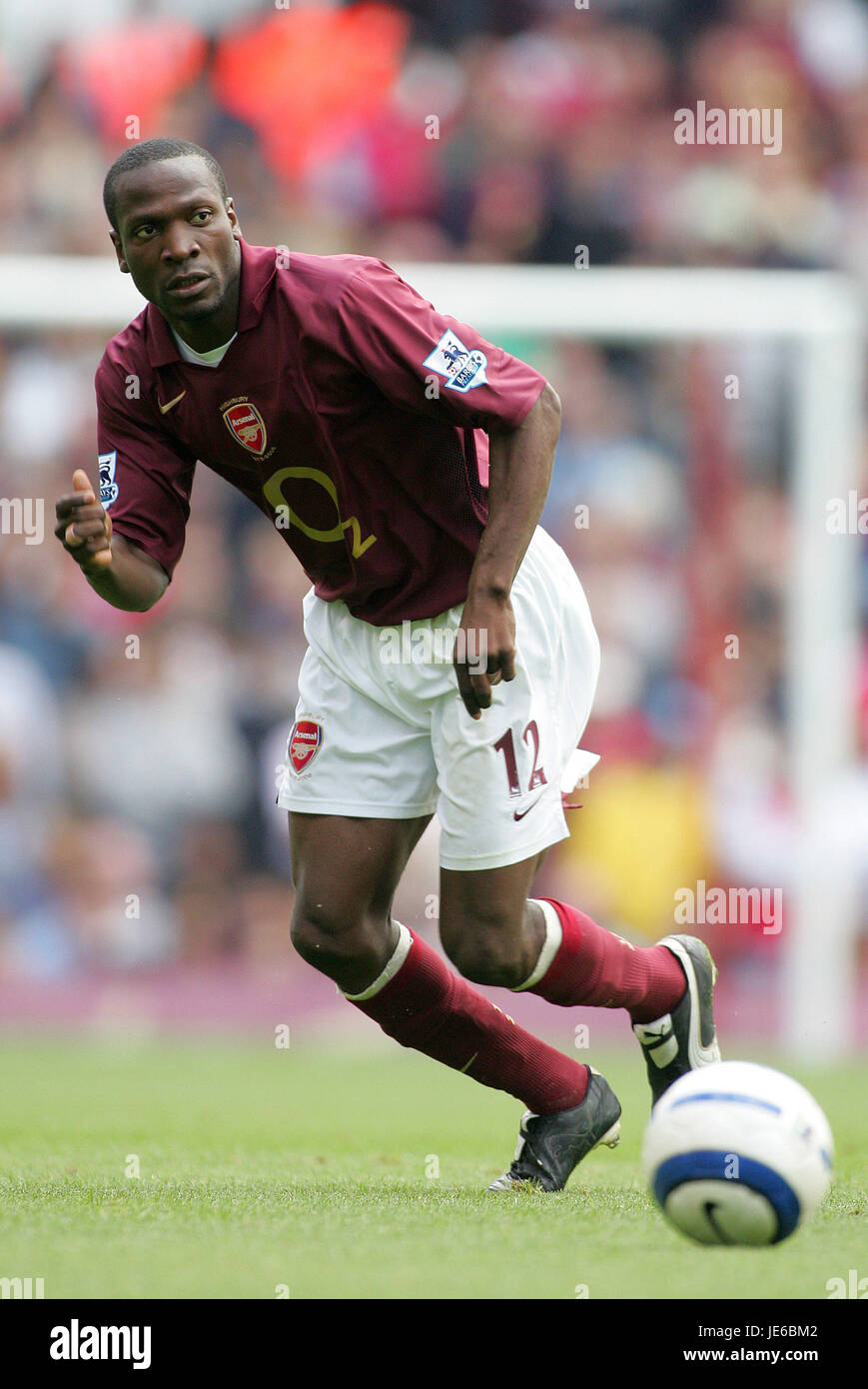 Arsenal v newcastle 2005 hi-res stock photography and images - Alamy