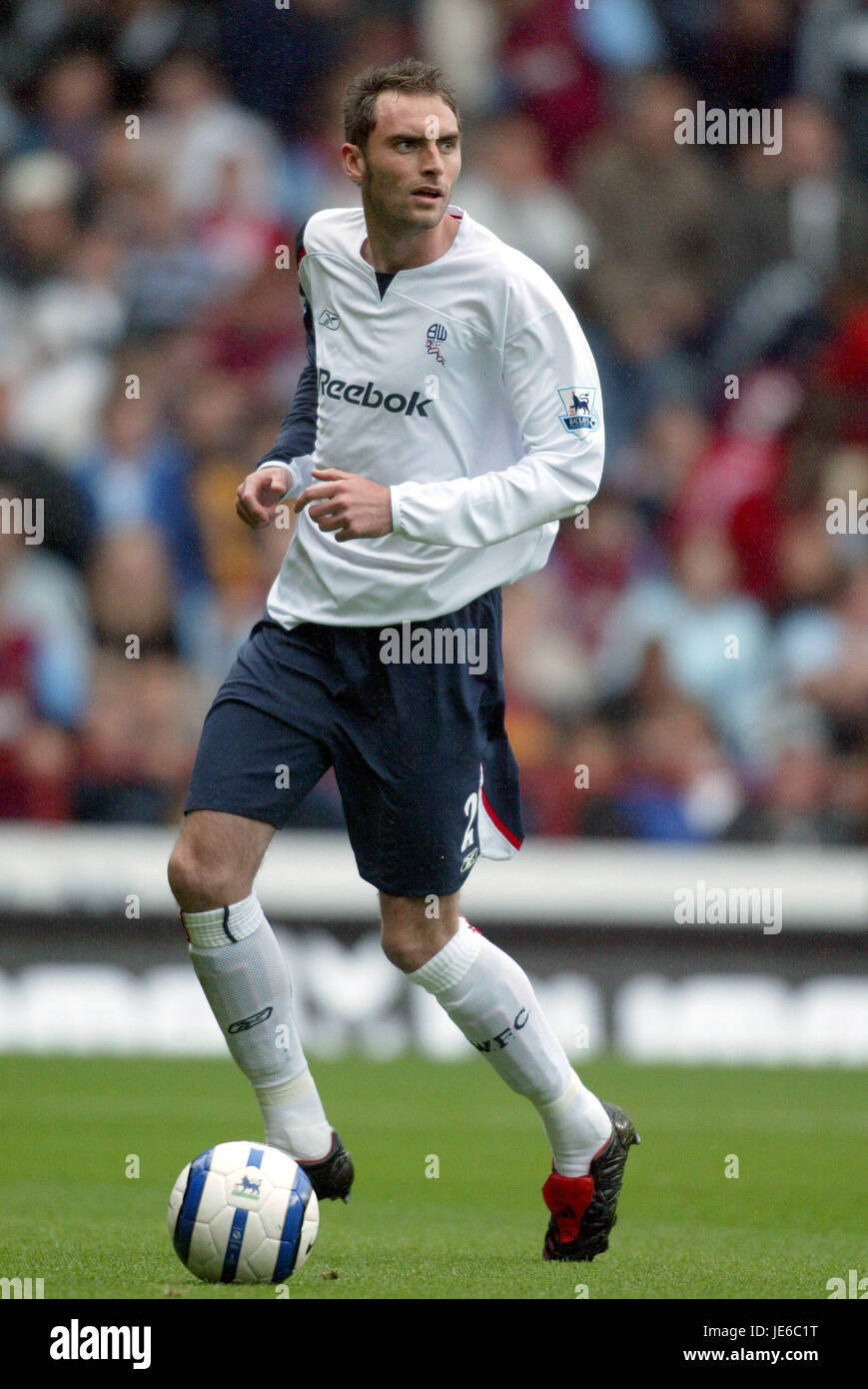 Bolton wanderers nicky hunt hi-res stock photography and images - Alamy