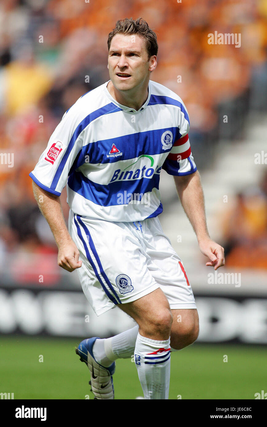 Queens park rangers kevin gallen hi-res stock photography and images ...