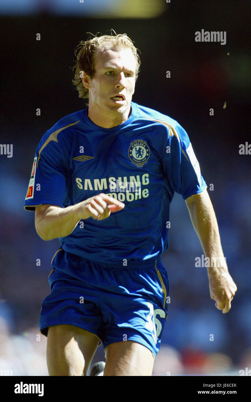 Fa community shield millennium stadium hi-res stock photography and ...