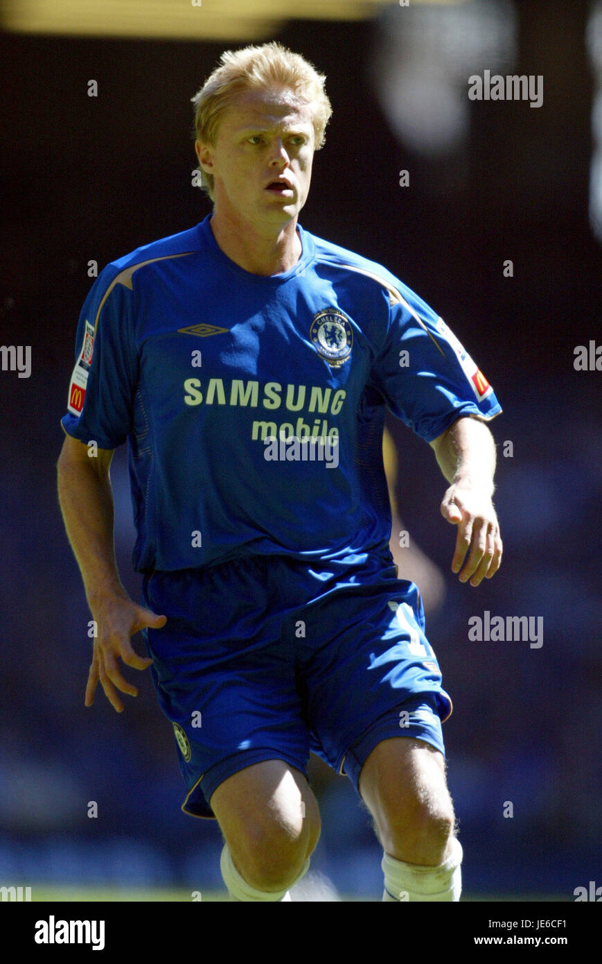 Fa community shield millennium stadium hi-res stock photography and ...