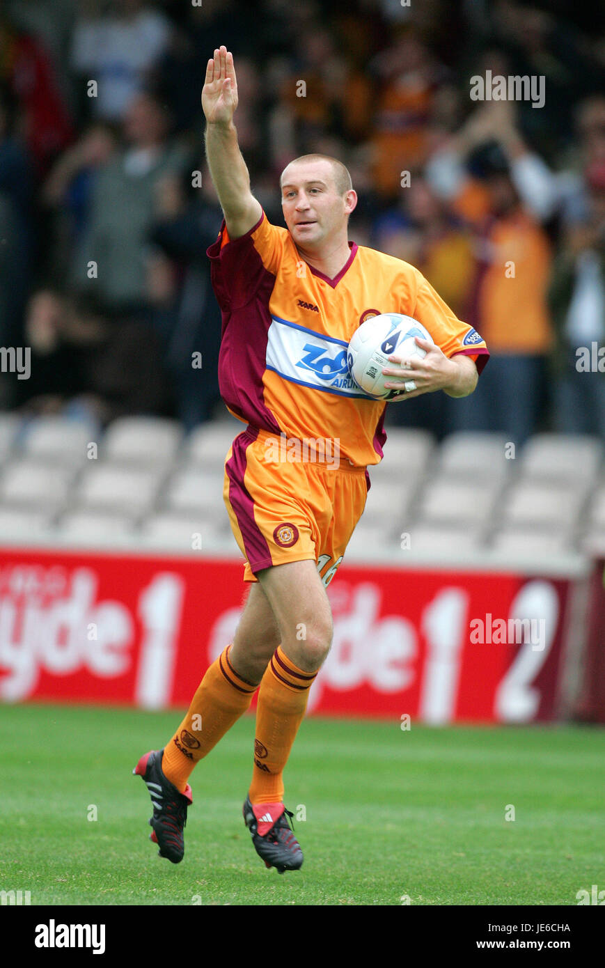 JIM HAMILTON MOTHERWELL FC FIR PARK MOTHERWELL SCOTLAND 30 July 2005 ...