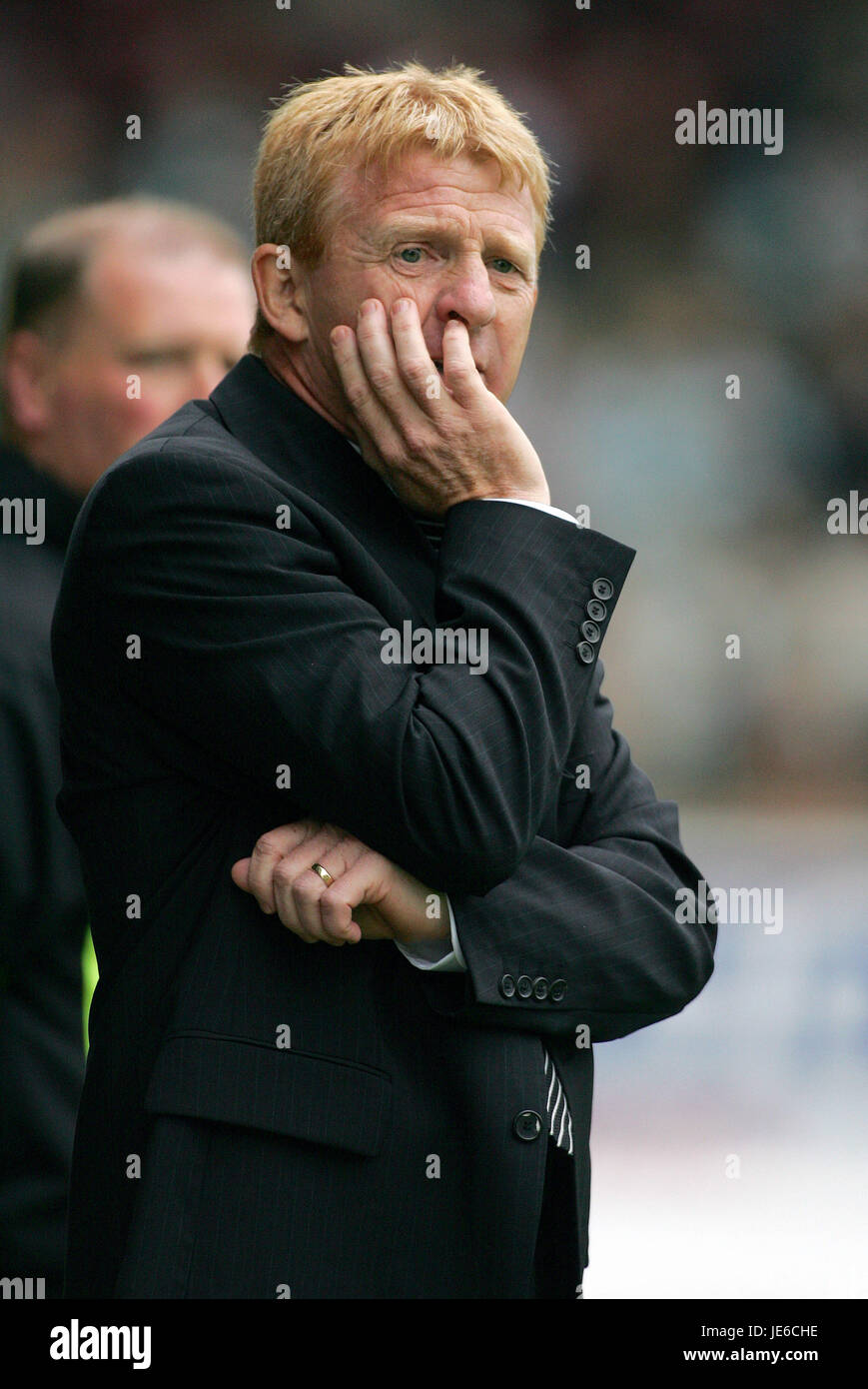 GORDON STRACHAN GLASGOW CELTIC FC FIR PARK MOTHERWELL SCOTLAND 30 July ...