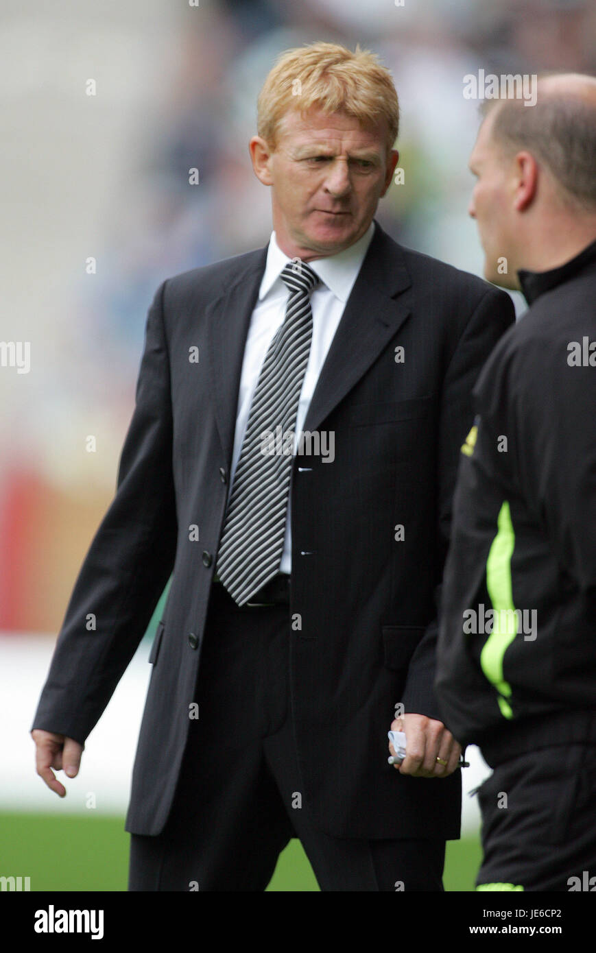 GORDON STRACHAN GLASGOW CELTIC FC FIR PARK MOTHERWELL SCOTLAND 30 July ...