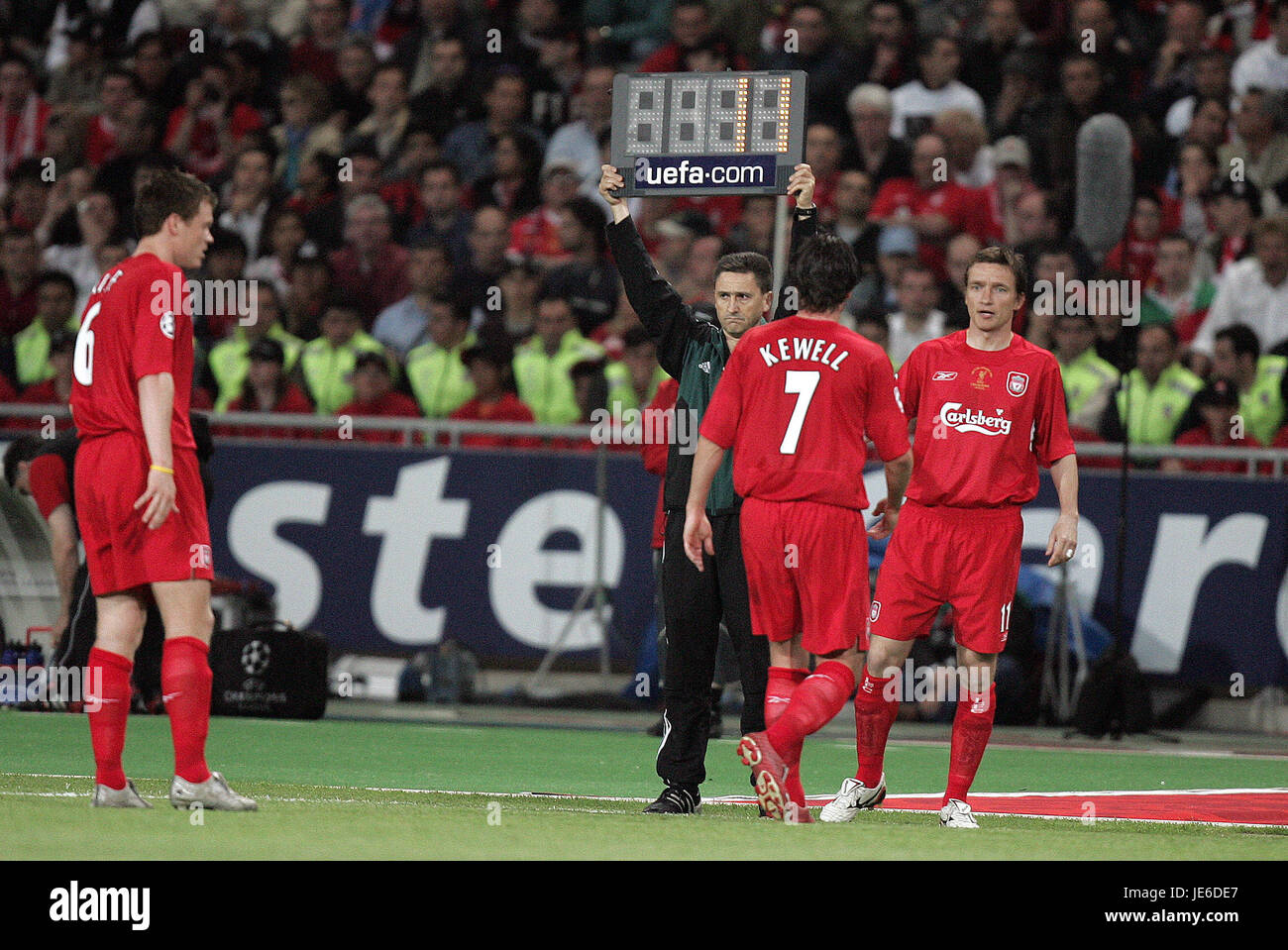 Champions league final 2005 card hi-res stock photography and images ...