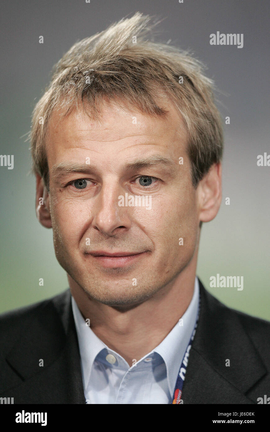 German coach hi-res stock photography and images - Alamy