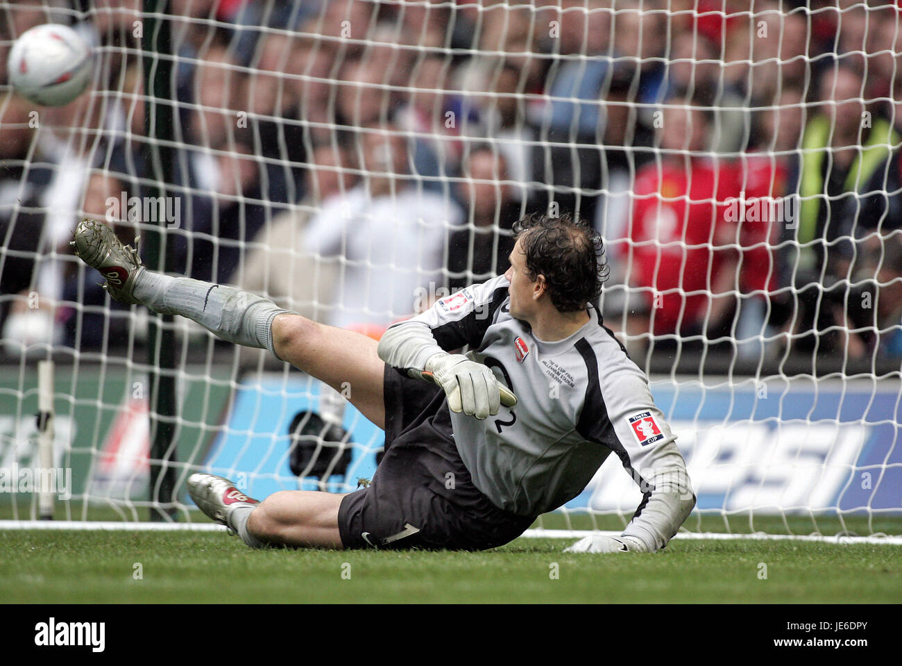 JENS LEHMANN ARSENAL FC MILLENNIUM STADIUM CARDIFF WALES 21 May 2005 ...
