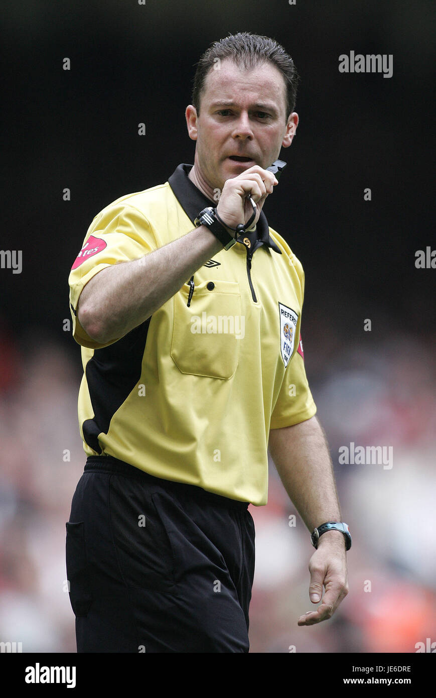 Fa referee rob styles hi-res stock photography and images - Alamy