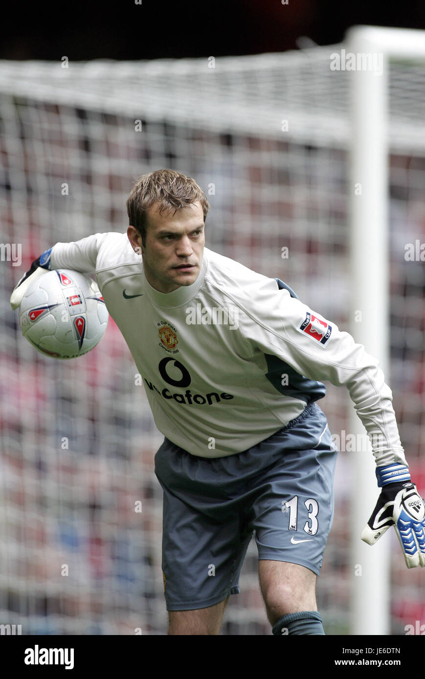 ROY CARROLL MANCHESTER UNITED FC MILLENNIUM STADIUM CARDIFF WALES 21 ...