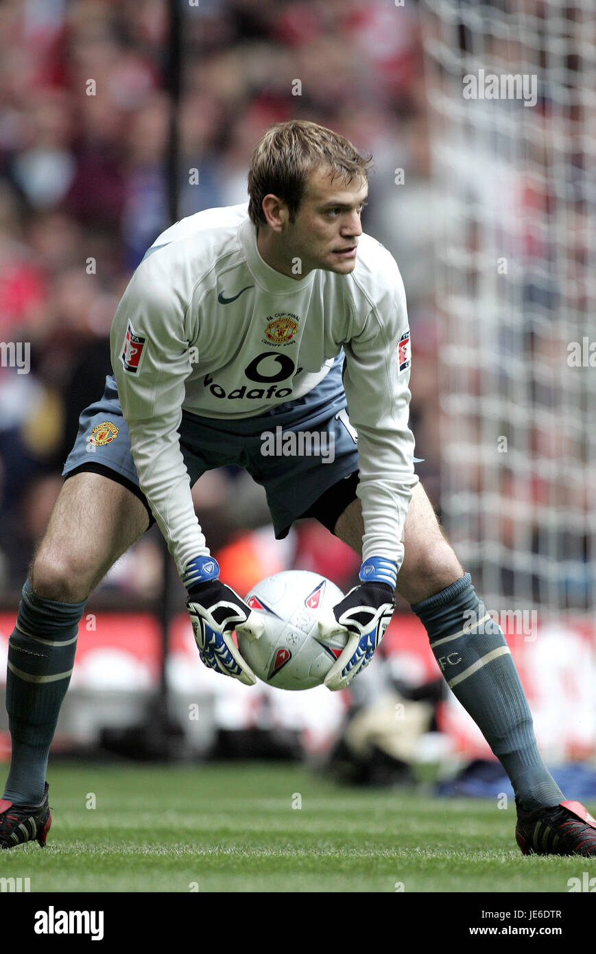 ROY CARROLL MANCHESTER UNITED FC MILLENNIUM STADIUM CARDIFF WALES 21 ...