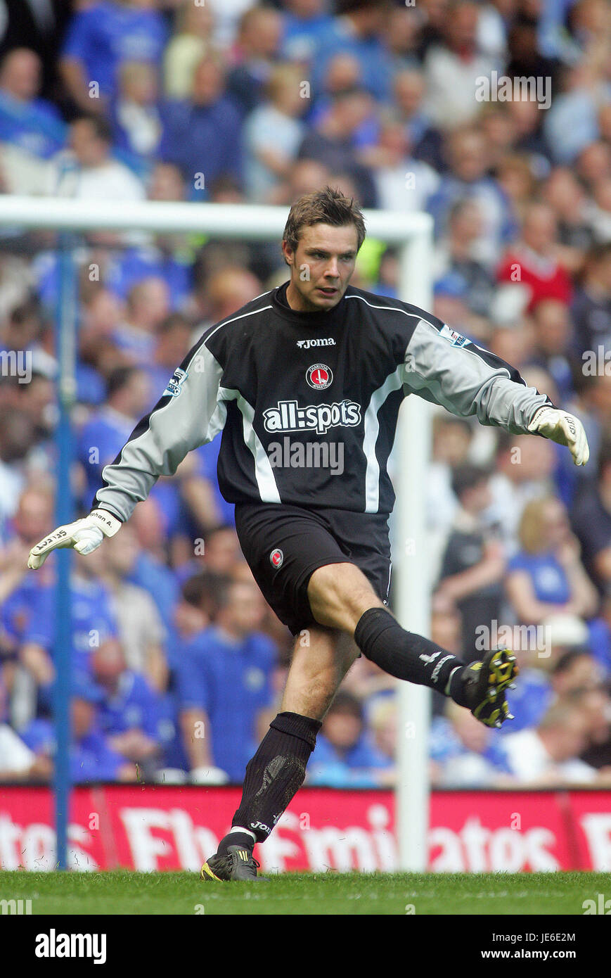STEPHAN ANDERSEN CHARLTON ATHLETIC FC STAMFORD BRIDGE CHELSEA LONDON ...