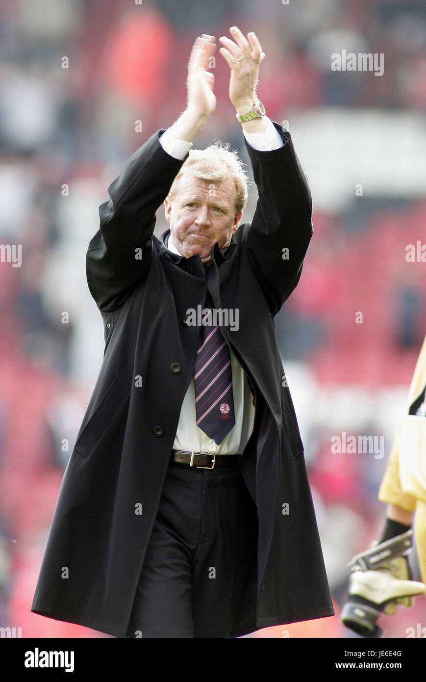 STEVE MCCLAREN MIDDLESBROUGH FC MANAGER ANFIELD LIVERPOOL ENGLAND 30 ...