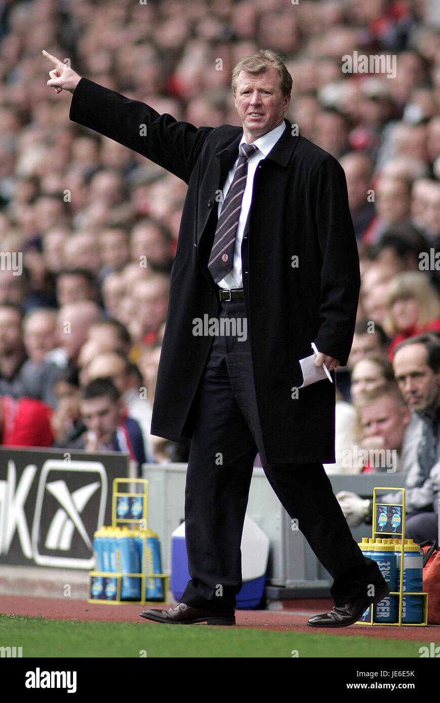 STEVE MCCLAREN MIDDLESBROUGH FC MANAGER ANFIELD LIVERPOOL ENGLAND 30 ...