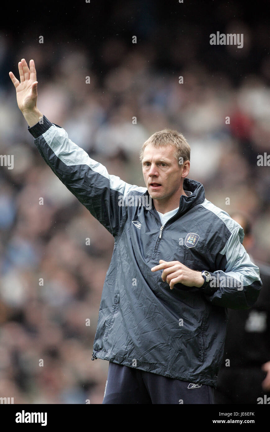 STUART PEARCE MANCHESTER CITY FC MANAGER SPORTS CITY MANCHESTER ENGLAND ...