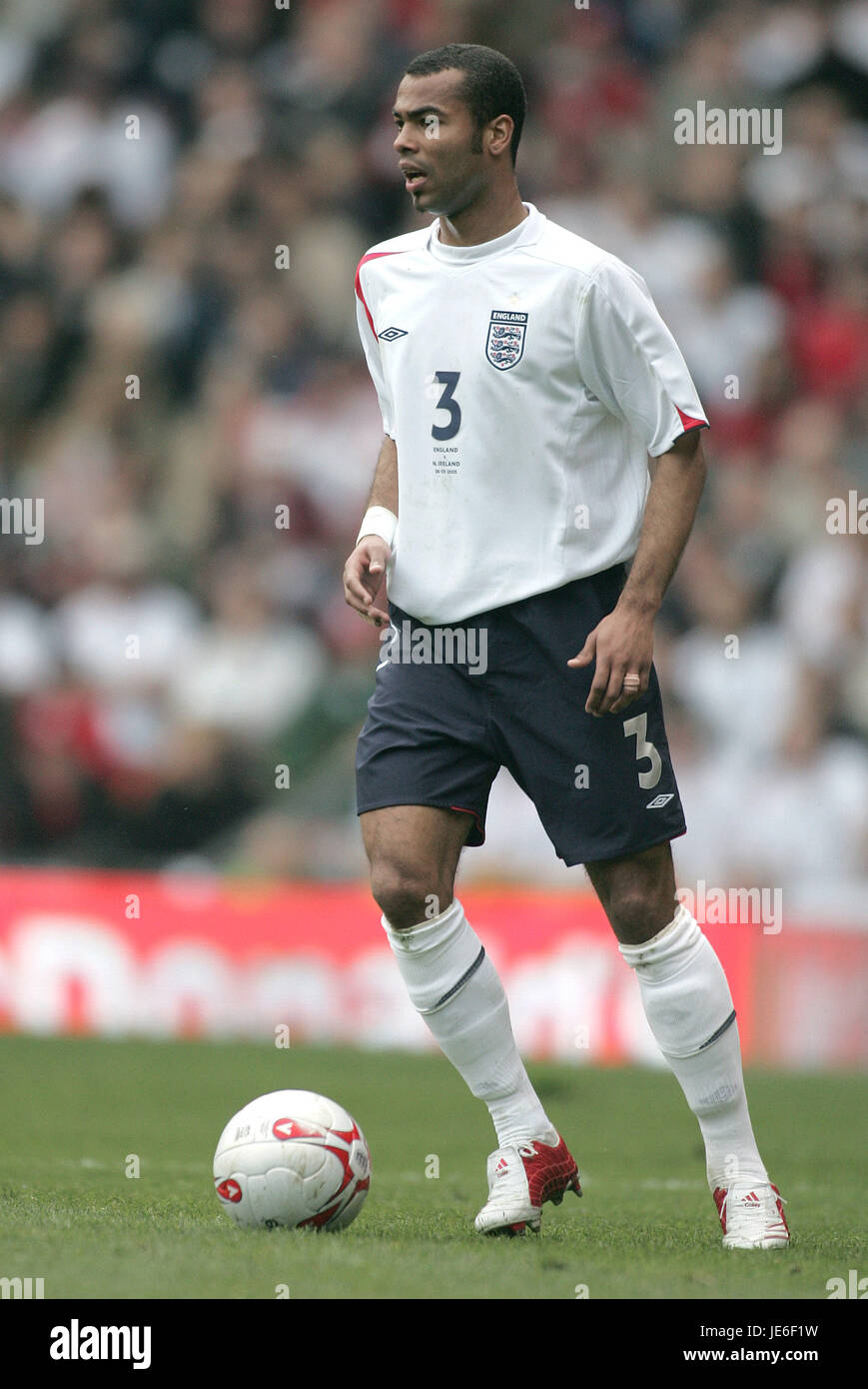 ASHLEY COLE ENGLAND & ARSENAL FC OLD TRAFFORD MANCHESTER ENGLAND 26 ...