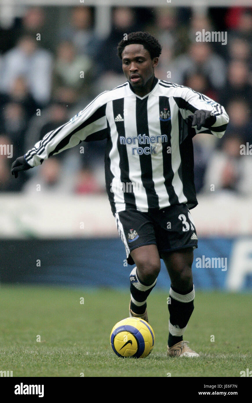 CELESTINE BABAYARO NEWCASTLE UNITED FC ST JAMES PARK NEWCASTLE ENGLAND ...