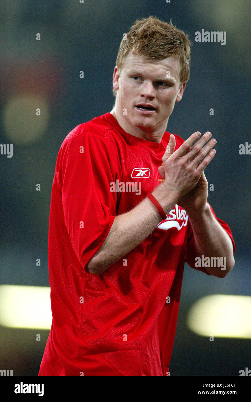John arne riise liverpool 2005 hi-res stock photography and images - Alamy