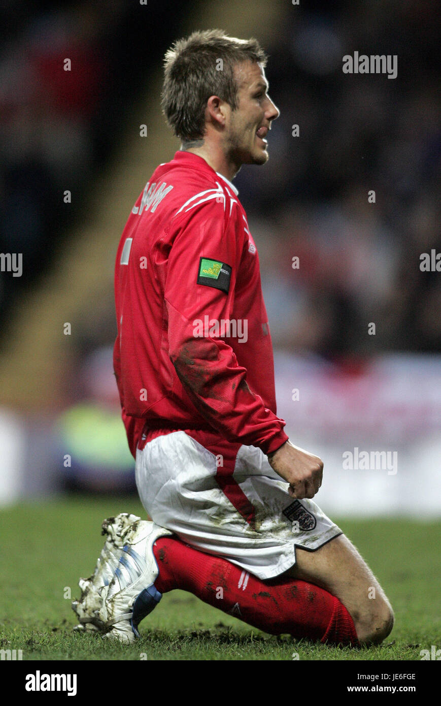 DAVID BECKHAM ENGLAND & REAL MADRID CF VILLA PARK BIRMINGHAM ENGLAND 09 ...