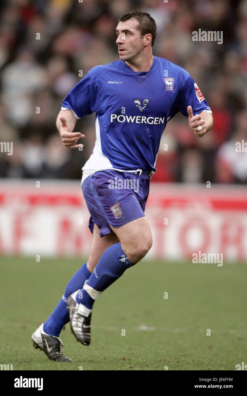 DAVID UNSWORTH IPSWICH TOWN FC BRAMMELL LANE SHEFFIELD ENGLAND 05 ...