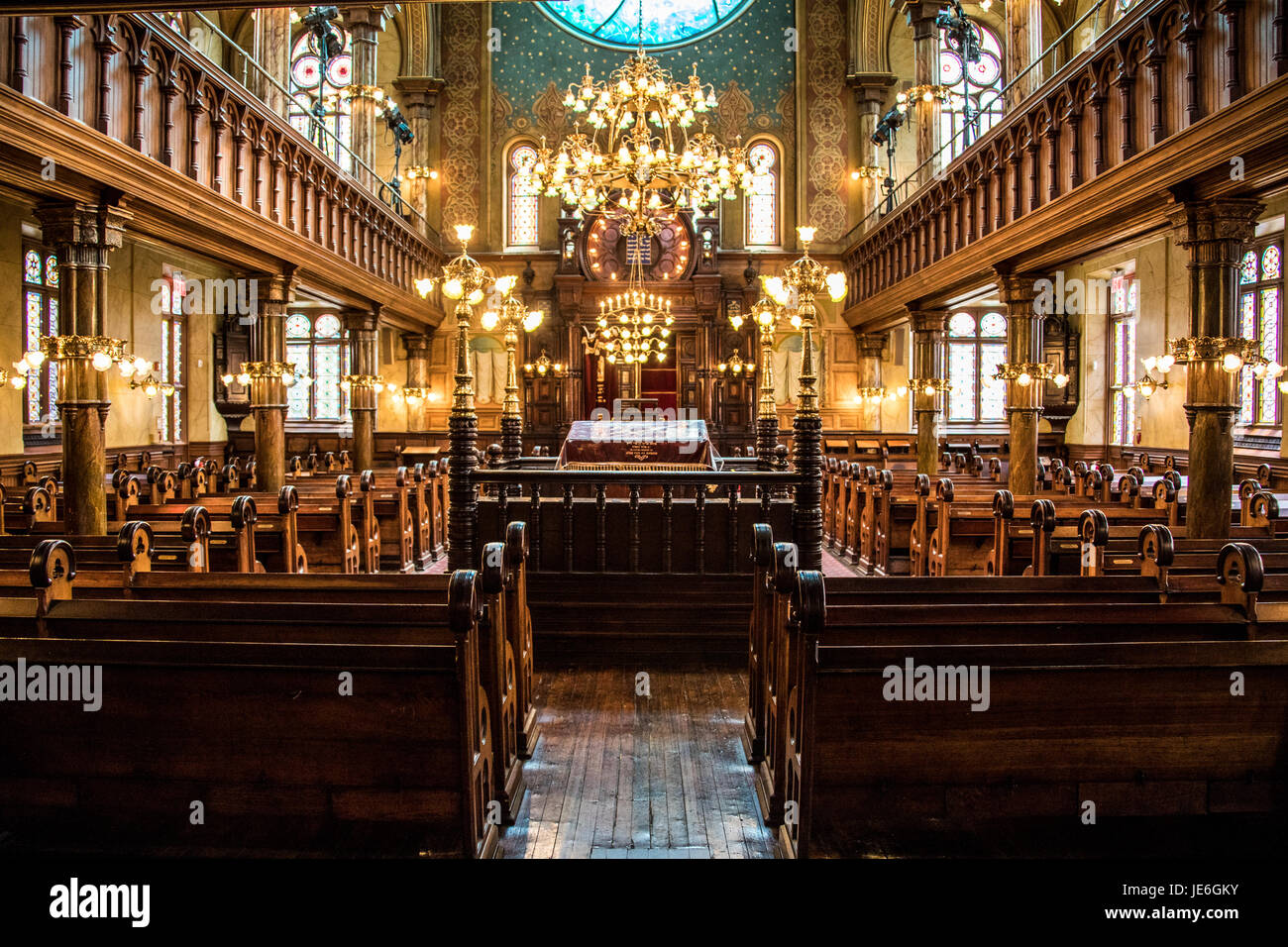 Eldridge Street Synagogue, Chinatown, New York City Stock Photo - Alamy