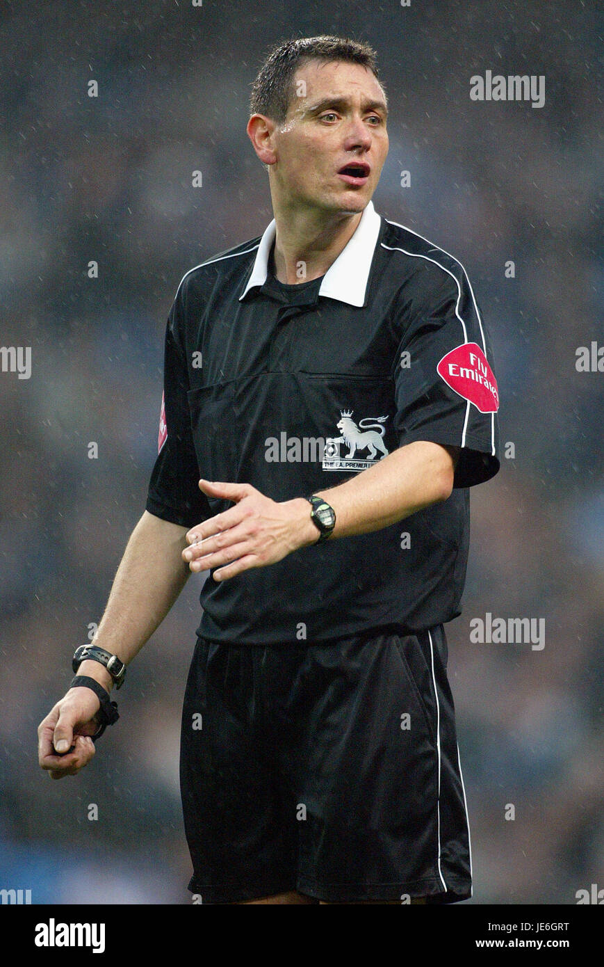 Andre marriner referee hi-res stock photography and images - Alamy