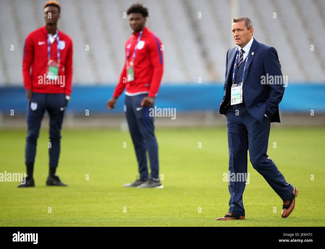England manager Aidy Boothroyd walks the pitch prior to the UEFA ...