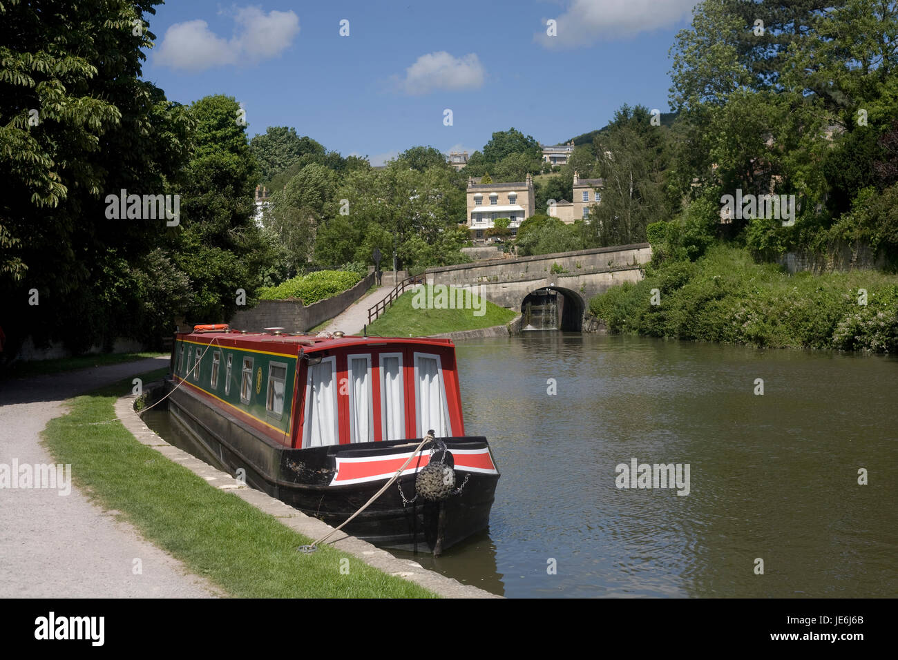 Red fronted canal boat hired from ABC boat hire moored below bridge 190 ...