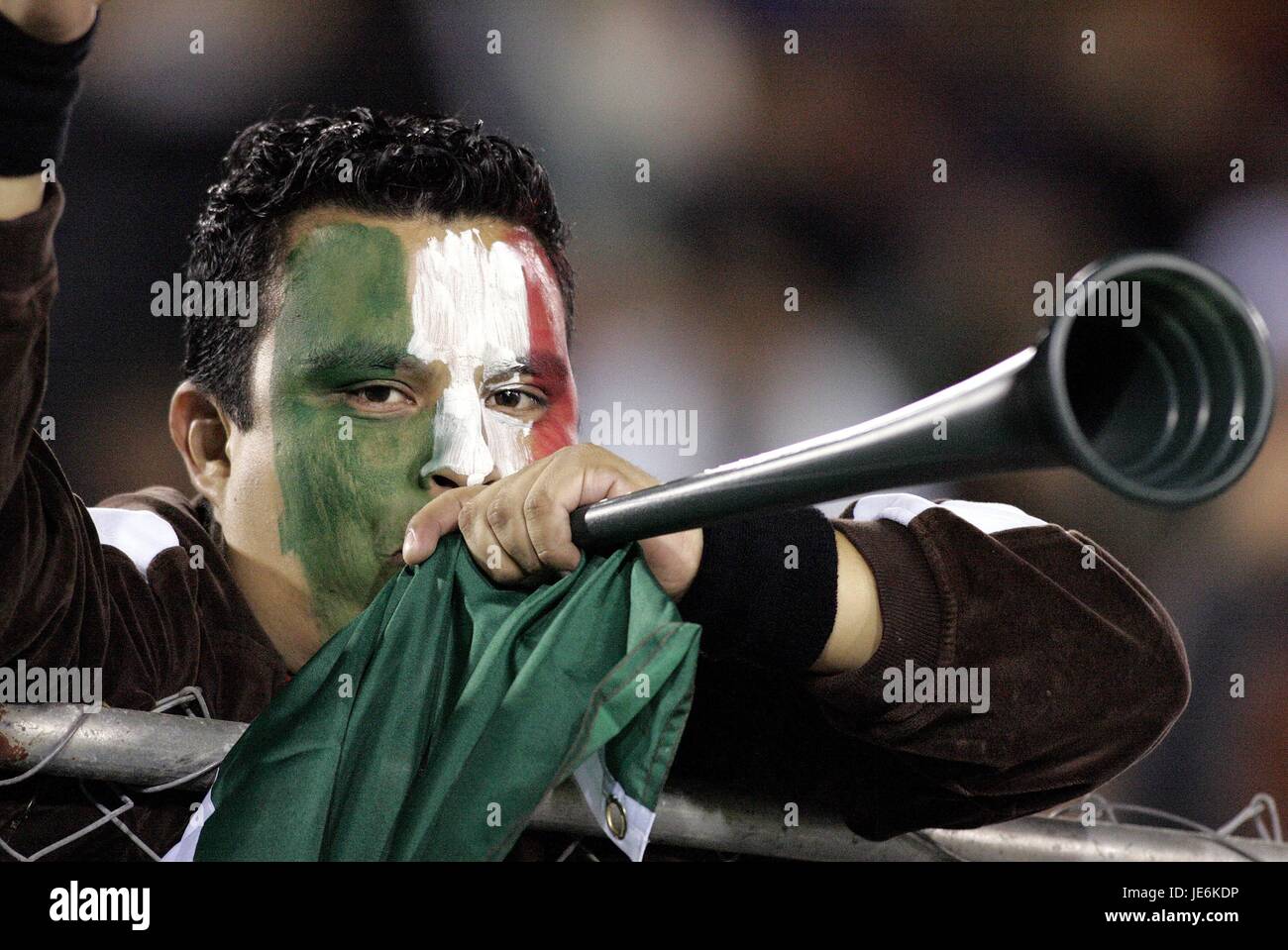 MEXICO FOOTBALL FAN MEXICO FOOTBALL FAN LOS ANGELES MEMORIAL COLISEUM ...
