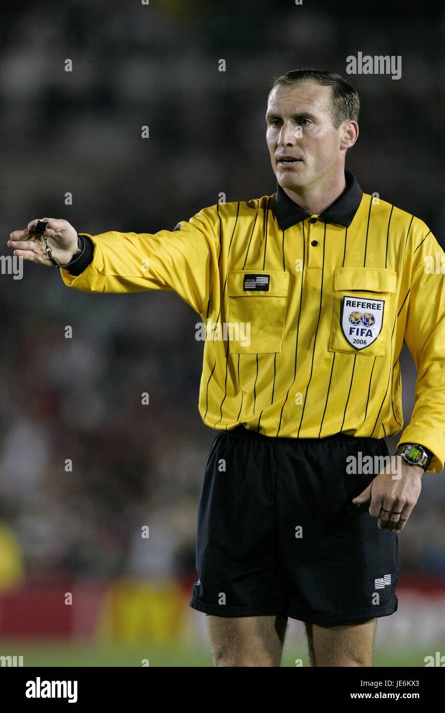 TERRY VAUGHN REFEREE USA ROSE BOWL PASADENA LOS ANGELES USA 05 May 2006 ...