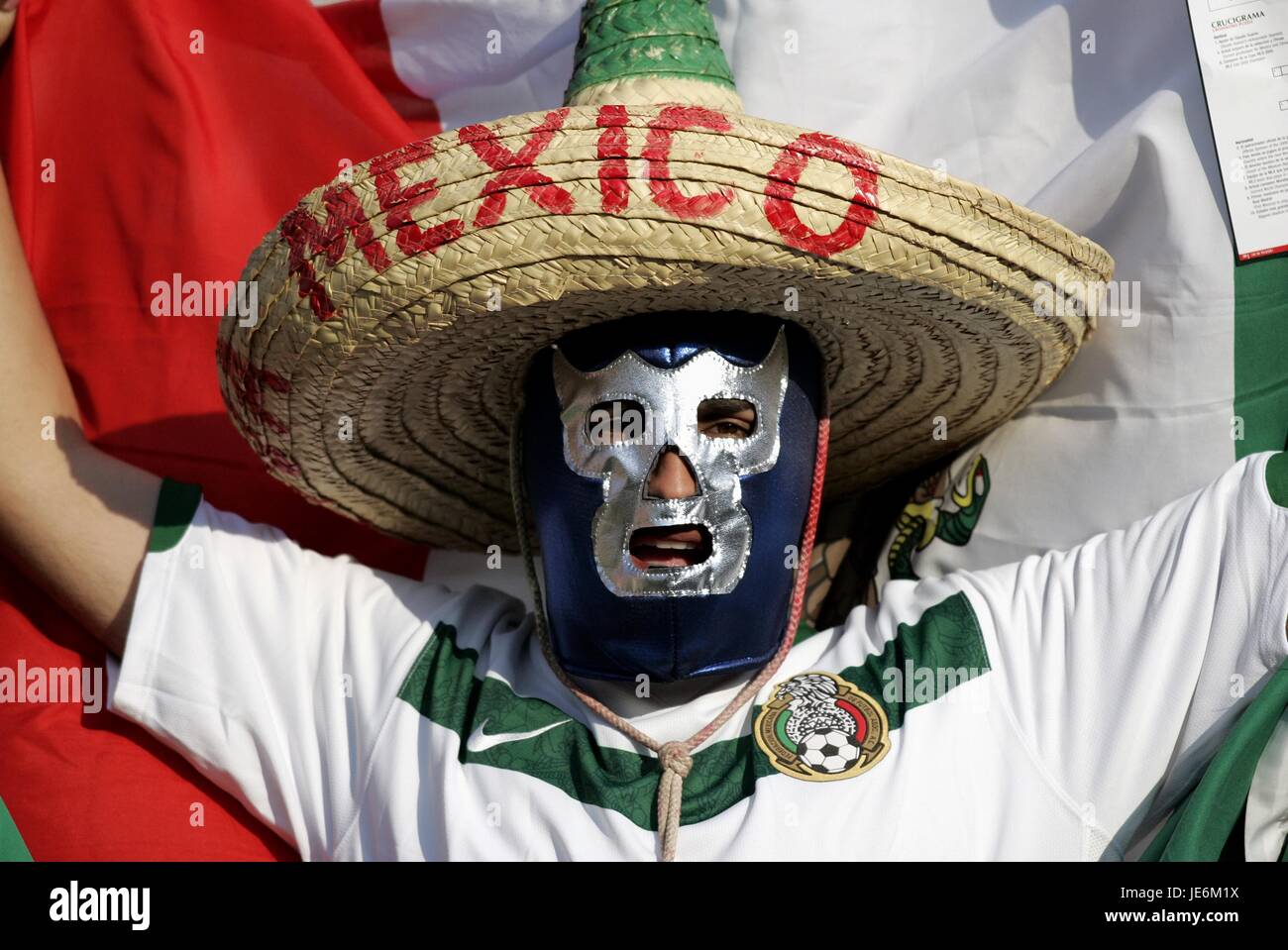 MEXICO FAN MEXICO FOOTBALL FAN ROSE BOWL PASADENA LOS ANGELES USA 05 ...