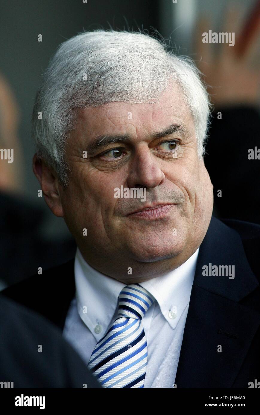 PETER RISDALE CARDIFF CITY FC K.C. STADIUM HULL ENGLAND 16 December ...