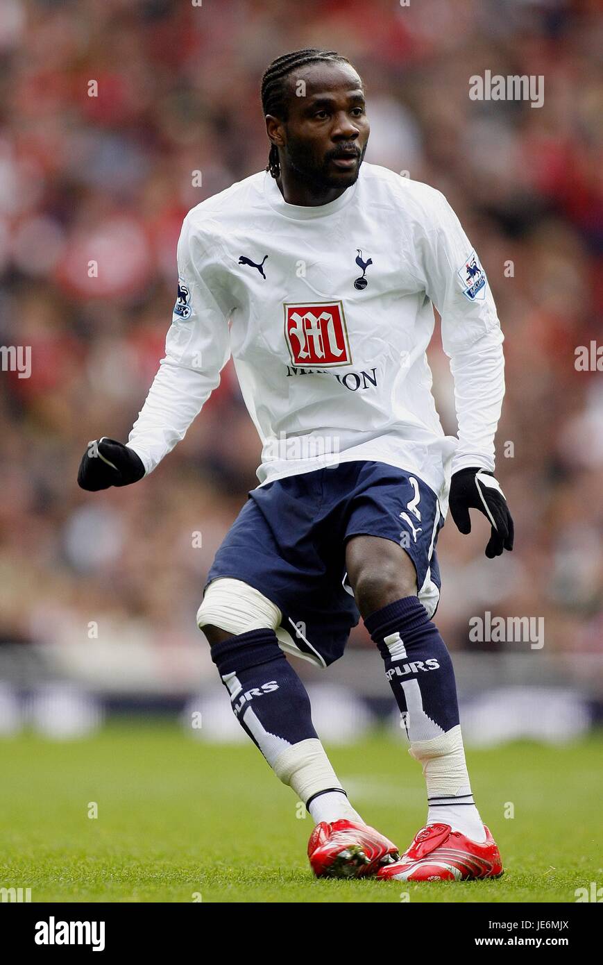 PASCAL CHIMBONDA TOTTENHAM HOTSPUR FC EMIRATES STADIUM ARSENAL ENGLAND ...