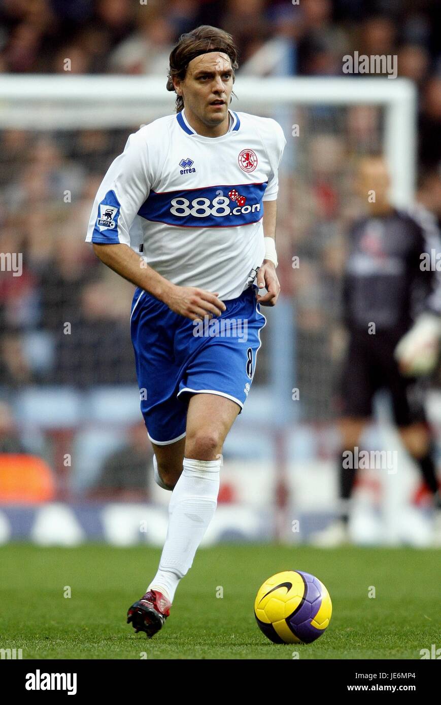 JONATHAN WOODGATE MIDDLESBROUGH FC VILLA PARK BIRMINGHAM ENGLAND 25 ...