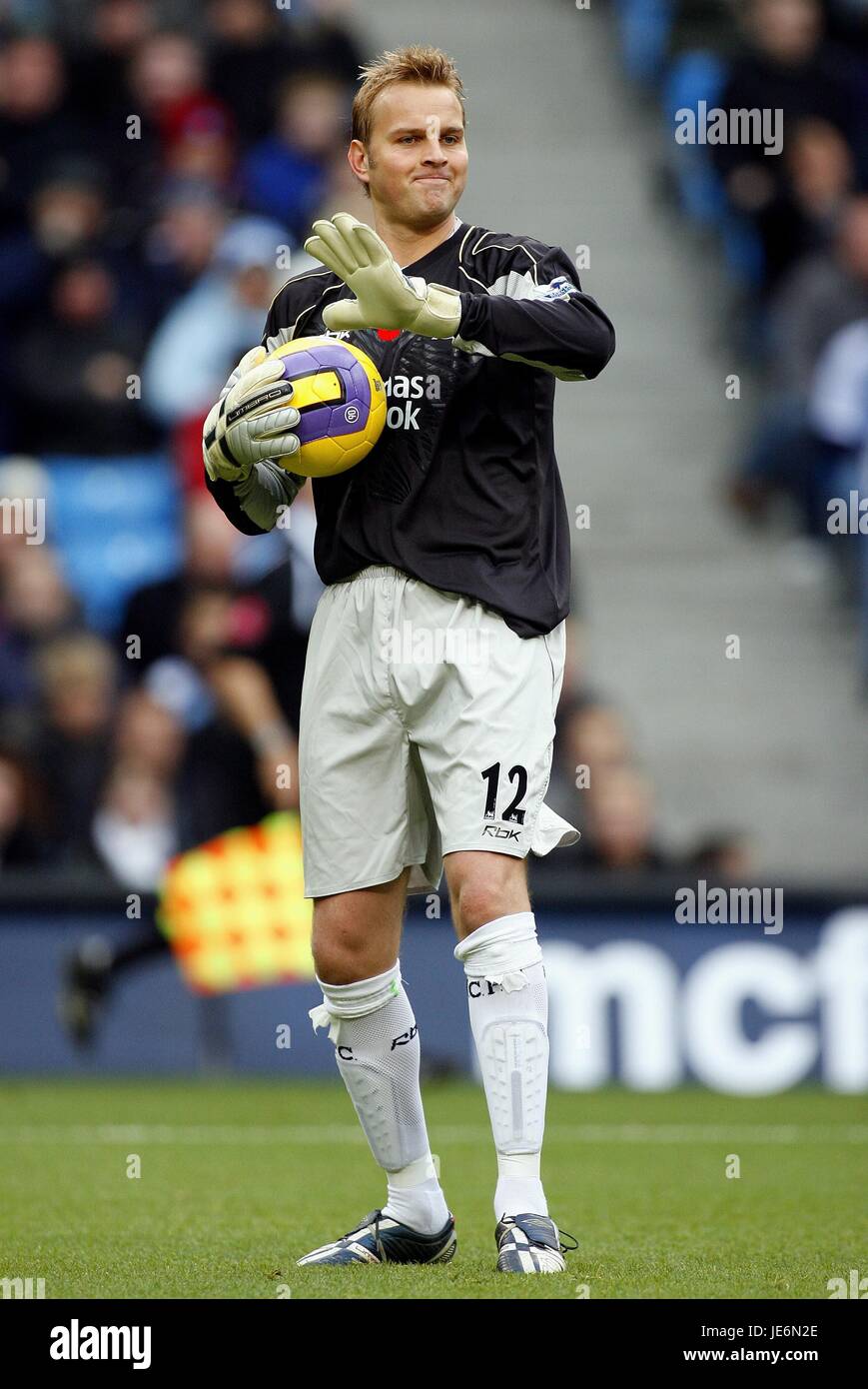 NICKY WEAVER MANCHESTER CITY CITY OF MANCHESTER STADIUM MANCHESTER ...