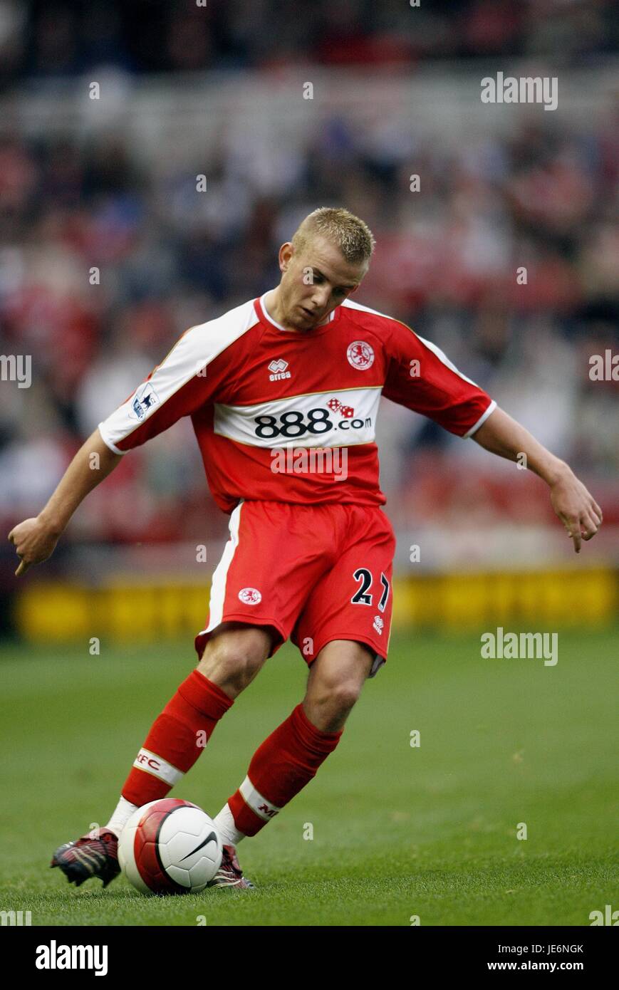 LEE CATTERMOLE MIDDLESBROUGH FC RIVERSIDE STADIUM MIDDLESBROUGH ENGLAND ...