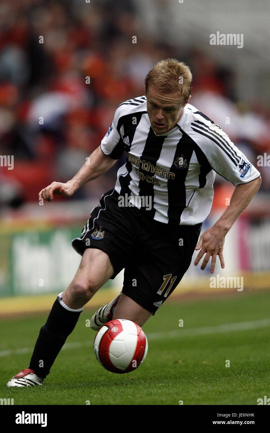 DAMIEN DUFF NEWCASTLE UNITED FC RIVERSIDE STADIUM MIDDLESBROUGH ENGLAND ...