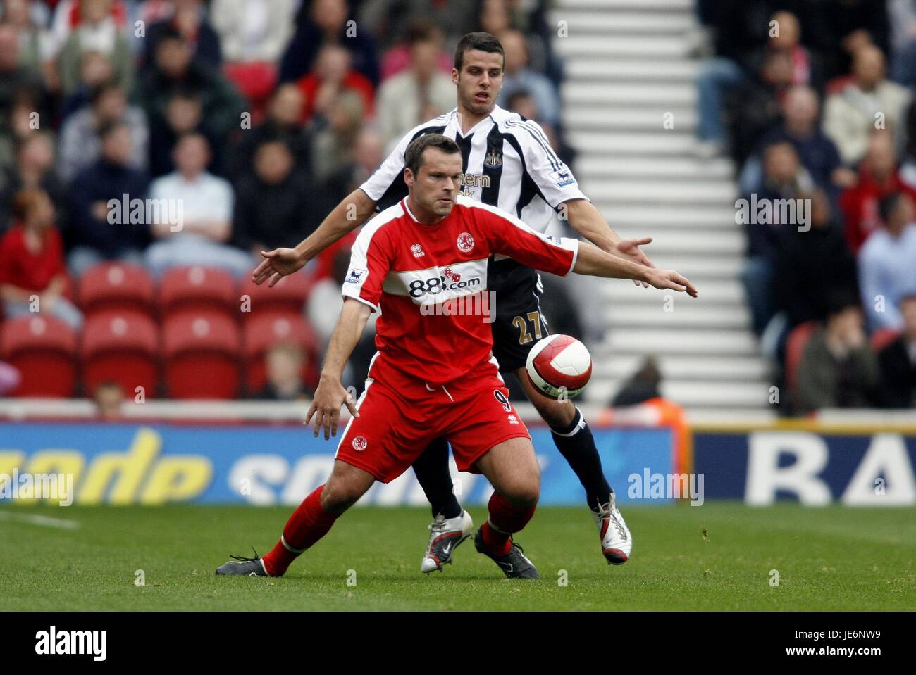 MARK VIDUKA & STEVEN TAYLOR MIDDLESBROUGH V NEWCASTLE RIVERSIDE STADIUM ...