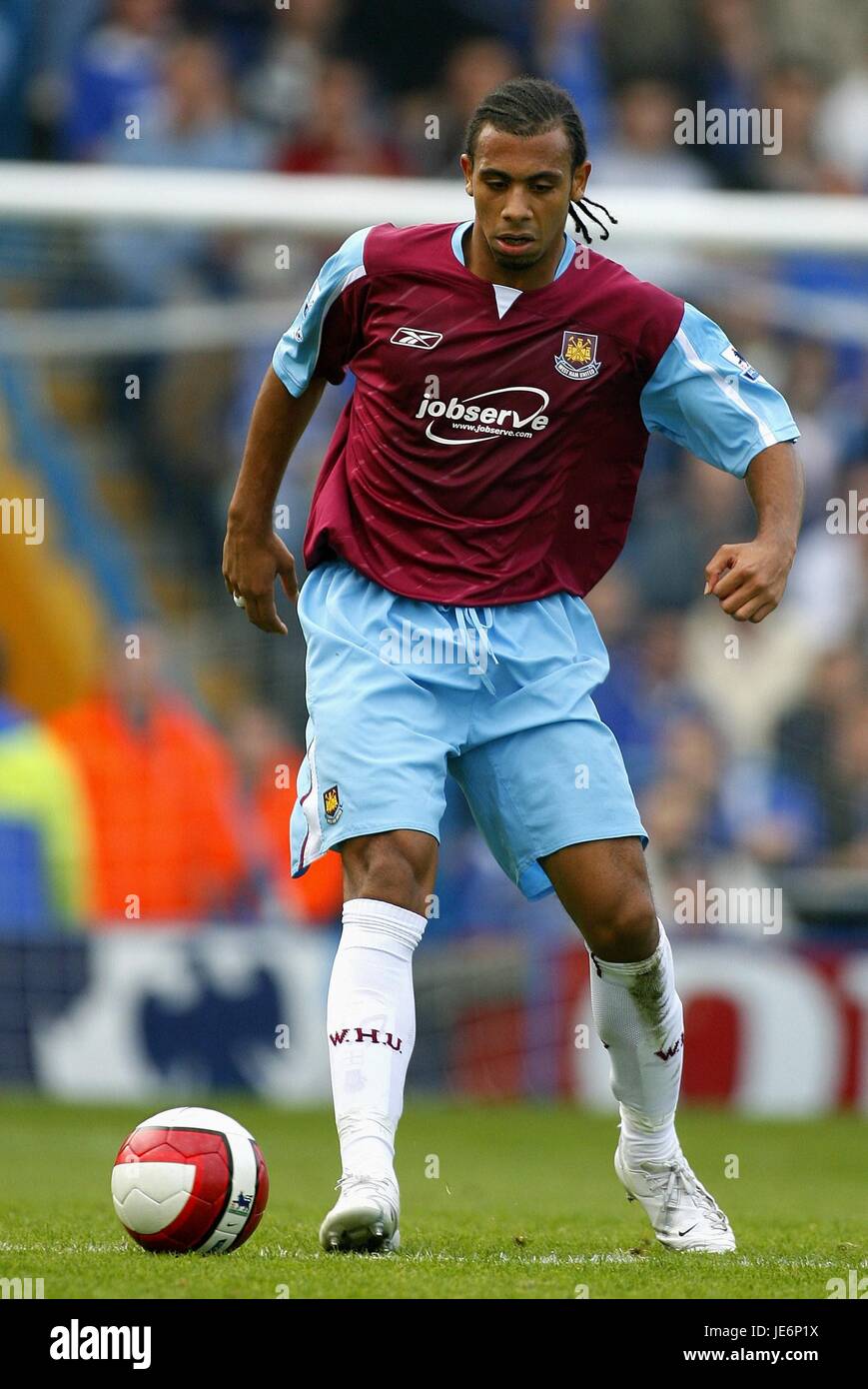 Anton ferdinand west ham hi-res stock photography and images - Alamy