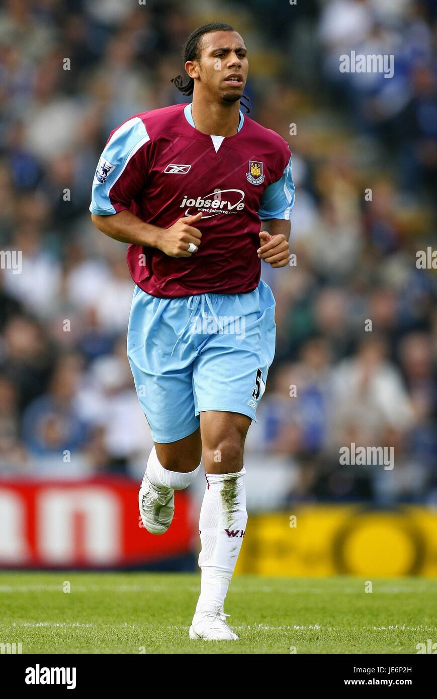 Anton ferdinand west ham hi-res stock photography and images - Alamy