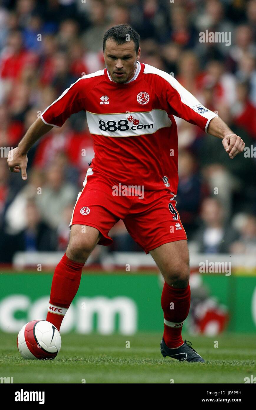 MARK VIDUKA MIDDLESBROUGH FC RIVERSIDE STADIUM MIDDLESBROUGH ENGLAND 14 ...