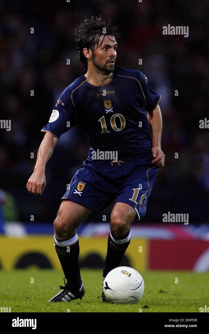 Paul hartley heart of hi-res stock photography and images - Alamy
