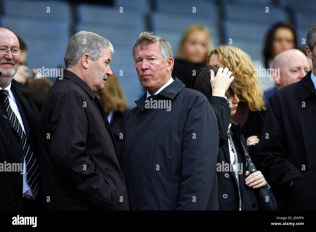 SIR ALEX FERGUSON ARCHIE KNOX SCOTLAND V FRANCE HAMPDEN PARK GLASGOW ...