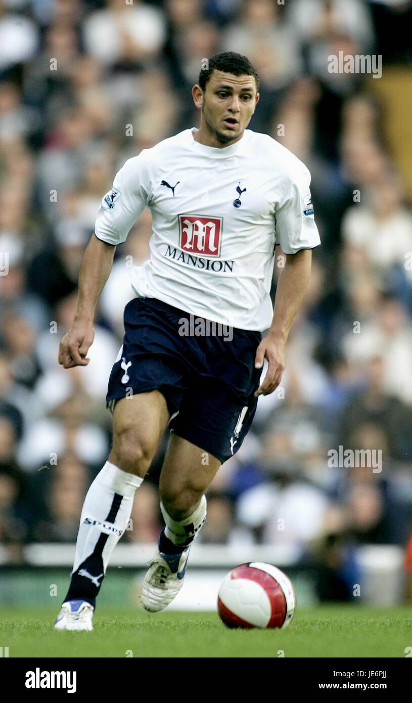 Tottenham hotspur v portsmouth hi-res stock photography and images - Alamy