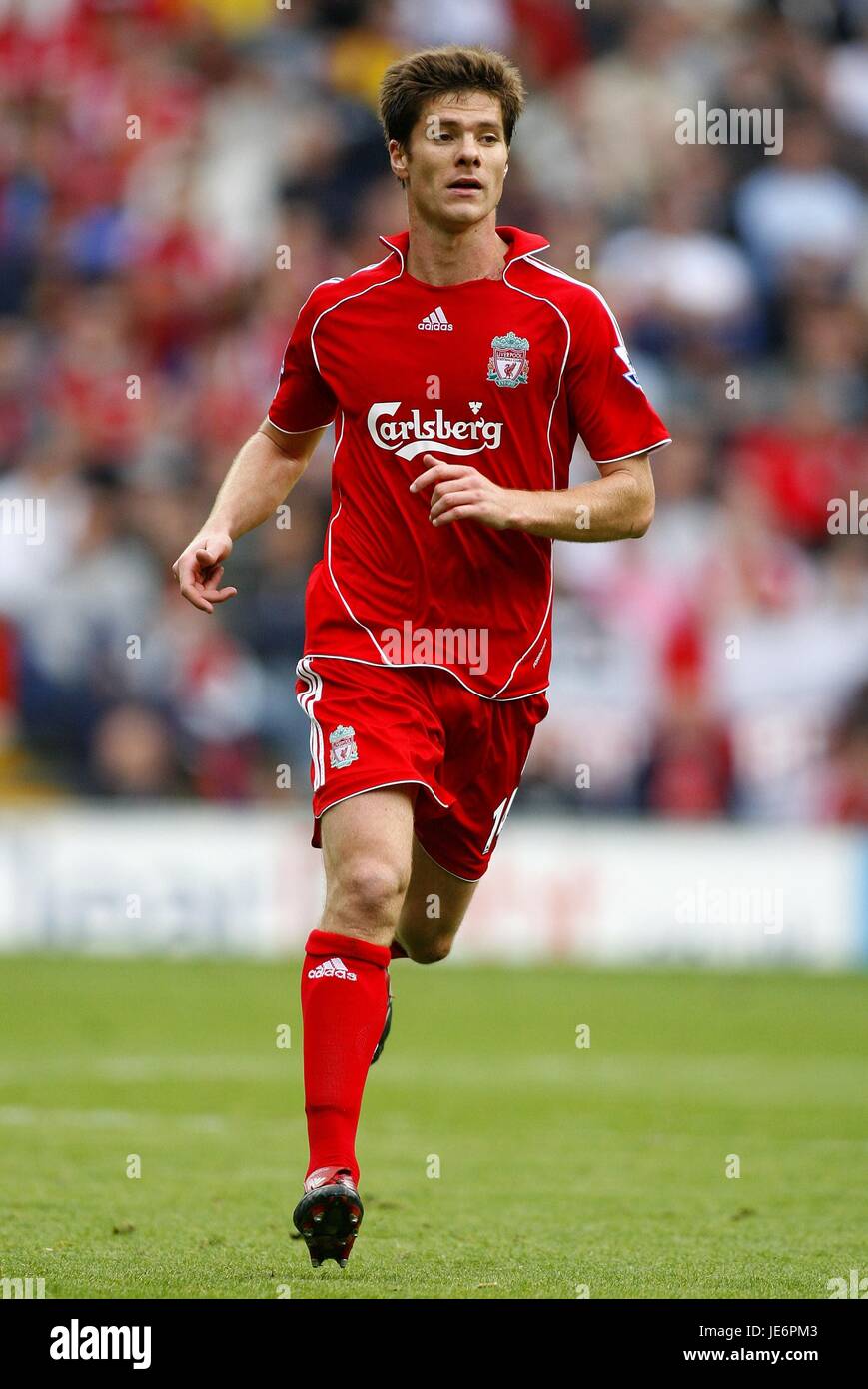 XABI ALONSO LIVERPOOL FC REEBOK STADIUM BOLTON ENGLAND 30 September ...